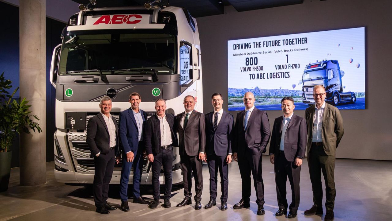 Volvo’dan ABC Lojistik’e tarihi jest: İsveç’te ilk kez Türk bayrağı ...
